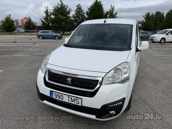 White Peugeot Partner 2017 in Tartu, with an engine capacity of 1.60 L and mileage of 145 thousand km for 5990 €, photo 7 on AUTOMOTO.COM.LV