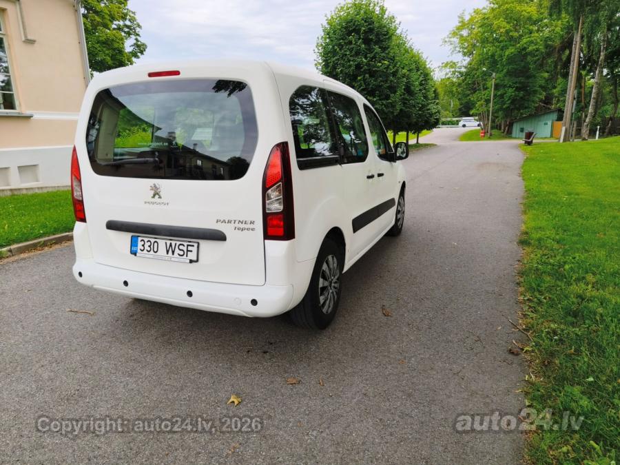 Balts Peugeot Partner 2017 Tallina, ar dzinēja tilpumu 1.60 L un nobraukumu 182 tūkst. km par 6299 €, foto 6 vietnē AUTOMOTO.COM.LV