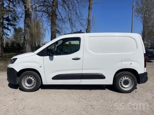 Balts Peugeot Partner 2020 Rīga, ar dzinēja tilpumu 1.50 L un nobraukumu 223 tūkst. km par 7980 €, foto 3 vietnē AUTOMOTO.COM.LV