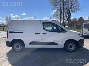 Balts Peugeot Partner 2020 Rīga, ar dzinēja tilpumu 1.50 L un nobraukumu 223 tūkst. km par 7980 €, foto 7 vietnē AUTOMOTO.COM.LV