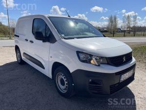 Balts Peugeot Partner 2020 Rīga, ar dzinēja tilpumu 1.50 L un nobraukumu 223 tūkst. km par 7980 €, foto 8 vietnē AUTOMOTO.COM.LV