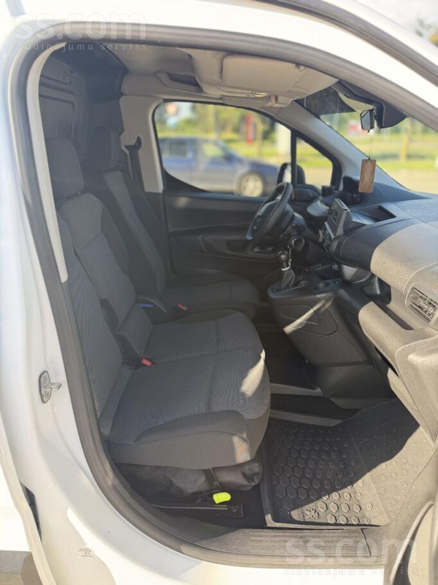 Balts Peugeot Partner 2020 Rīga, ar dzinēja tilpumu 1.50 L un nobraukumu 207 tūkst. km par 7550 €, foto 10 vietnē AUTOMOTO.COM.LV