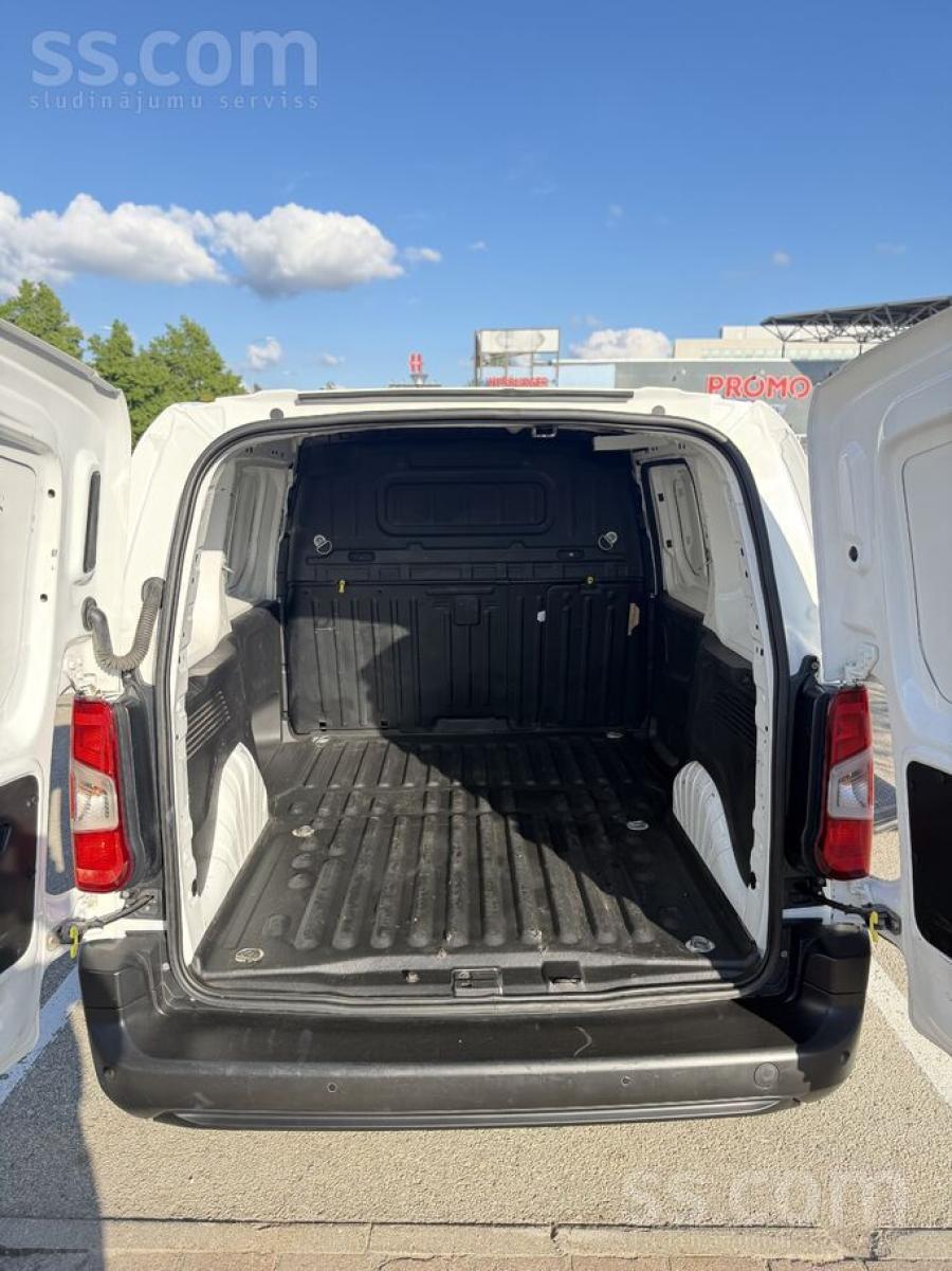 Balts Peugeot Partner 2020 Rīga, ar dzinēja tilpumu 1.50 L un nobraukumu 207 tūkst. km par 7550 €, foto 16 vietnē AUTOMOTO.COM.LV