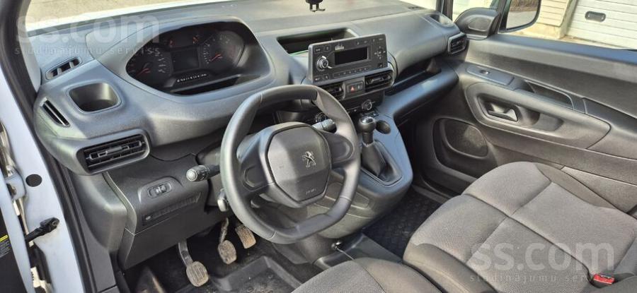 Balts Peugeot Partner 2020 Rīga, ar dzinēja tilpumu 1.50 L un nobraukumu 173 tūkst. km par 8100 €, foto 8 vietnē AUTOMOTO.COM.LV
