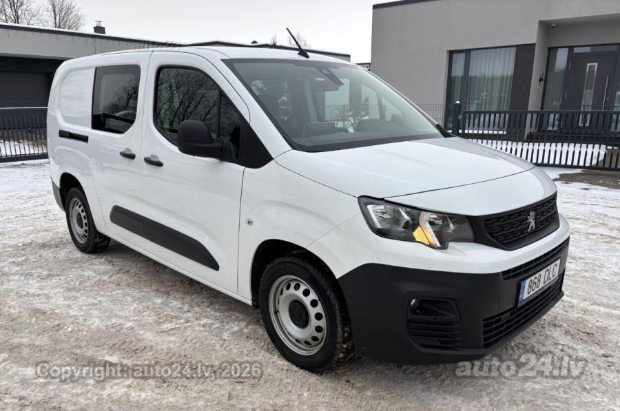 Balts Peugeot Partner 2021 Pērnava, ar dzinēja tilpumu 1.50 L un nobraukumu 170 tūkst. km par 12990 €, foto 6 vietnē AUTOMOTO.COM.LV