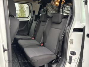 White Peugeot Partner 2021 in Parnu, with an engine capacity of 1.50 L and mileage of 171 thousand km for 10800 €, photo 10 on AUTOMOTO.COM.LV