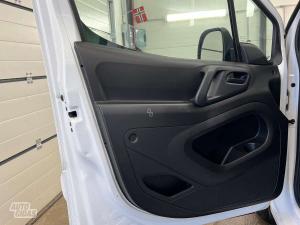 White Peugeot Partner 2016 in Aukstieji Rusokai, with an engine capacity of 0.00 L and mileage of 64 thousand km for 6900 €, photo 13 on AUTOMOTO.COM.LV
