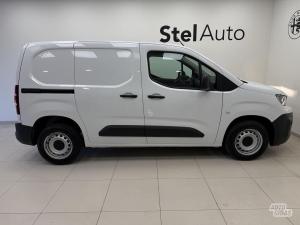 Balts Peugeot Partner 2023 Viļņa, ar dzinēja tilpumu 1.50 L un nobraukumu 83 tūkst. km par 12990 €, foto 7 vietnē AUTOMOTO.COM.LV