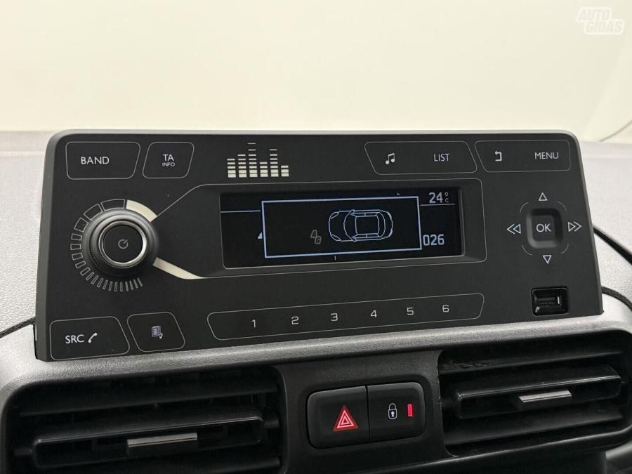 Balts Peugeot Partner 2023 Viļņa, ar dzinēja tilpumu 1.50 L un nobraukumu 83 tūkst. km par 12990 €, foto 14 vietnē AUTOMOTO.COM.LV