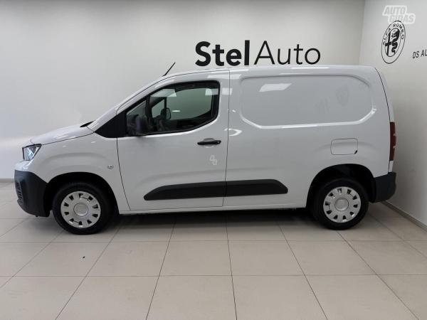 White Peugeot Partner 2023 in Vilnius, with an engine capacity of 1.50 L and mileage of 223 thousand km for 10990 €, photo 3 on AUTOMOTO.COM.LV
