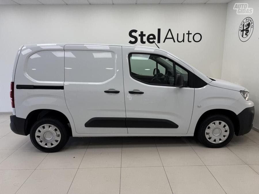 Balts Peugeot Partner 2023 Viļņa, ar dzinēja tilpumu 1.50 L un nobraukumu 223 tūkst. km par 10990 €, foto 7 vietnē AUTOMOTO.COM.LV