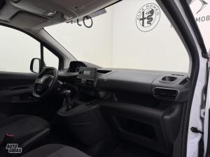 Balts Peugeot Partner 2023 Viļņa, ar dzinēja tilpumu 1.50 L un nobraukumu 223 tūkst. km par 10990 €, foto 16 vietnē AUTOMOTO.COM.LV