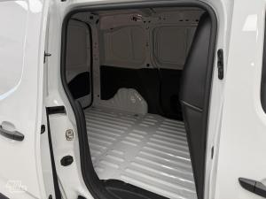 Balts Peugeot Partner 2023 Viļņa, ar dzinēja tilpumu 1.50 L un nobraukumu 223 tūkst. km par 10990 €, foto 18 vietnē AUTOMOTO.COM.LV
