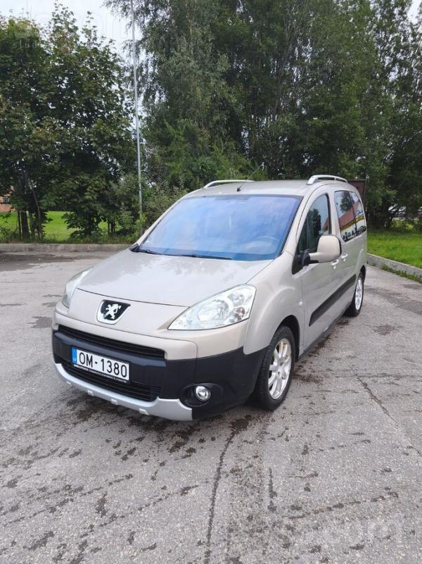 Dzeltens Peugeot Partner 2009 Rīga, ar dzinēja tilpumu 1.60 L un nobraukumu 317 tūkst. km par 2900 €, foto 1 vietnē AUTOMOTO.COM.LV