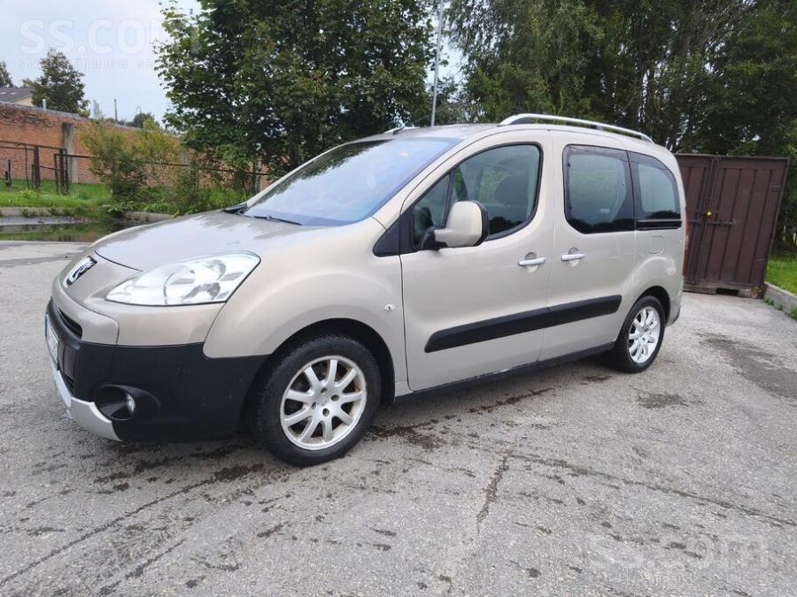 Dzeltens Peugeot Partner 2009 Rīga, ar dzinēja tilpumu 1.60 L un nobraukumu 317 tūkst. km par 2900 €, foto 5 vietnē AUTOMOTO.COM.LV