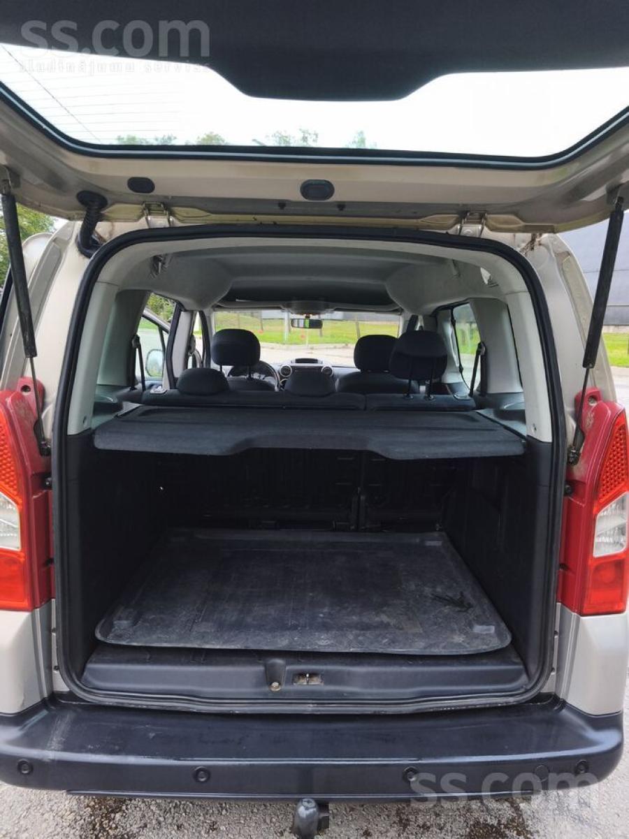 Dzeltens Peugeot Partner 2009 Rīga, ar dzinēja tilpumu 1.60 L un nobraukumu 317 tūkst. km par 2900 €, foto 9 vietnē AUTOMOTO.COM.LV