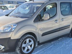 Dzeltens Peugeot Partner 2011 Šauļi, ar dzinēja tilpumu 1.56 L un nobraukumu 250 tūkst. km par 4350 €, foto 4 vietnē AUTOMOTO.COM.LV