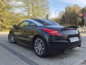 Melns Peugeot RCZ 2010 Ventspils, ar dzinēja tilpumu 1.60 L un nobraukumu 210 tūkst. km par 3999 €, foto  vietnē AUTOMOTO.COM.LV