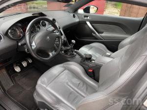 Melns Peugeot RCZ 2010 Jelgava, ar dzinēja tilpumu 1.60 L un nobraukumu 210 tūkst. km par 4690 €, foto 4 vietnē AUTOMOTO.COM.LV