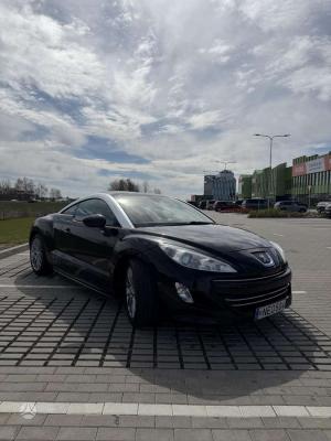 Melns Peugeot RCZ 2011 Viļņa, ar dzinēja tilpumu 2.00 L un nobraukumu 230 tūkst. km par 6100 €, foto  vietnē AUTOMOTO.COM.LV