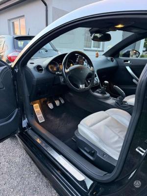 Melns Peugeot RCZ 2011 Viļņa, ar dzinēja tilpumu 2.00 L un nobraukumu 230 tūkst. km par 6100 €, foto 16 vietnē AUTOMOTO.COM.LV