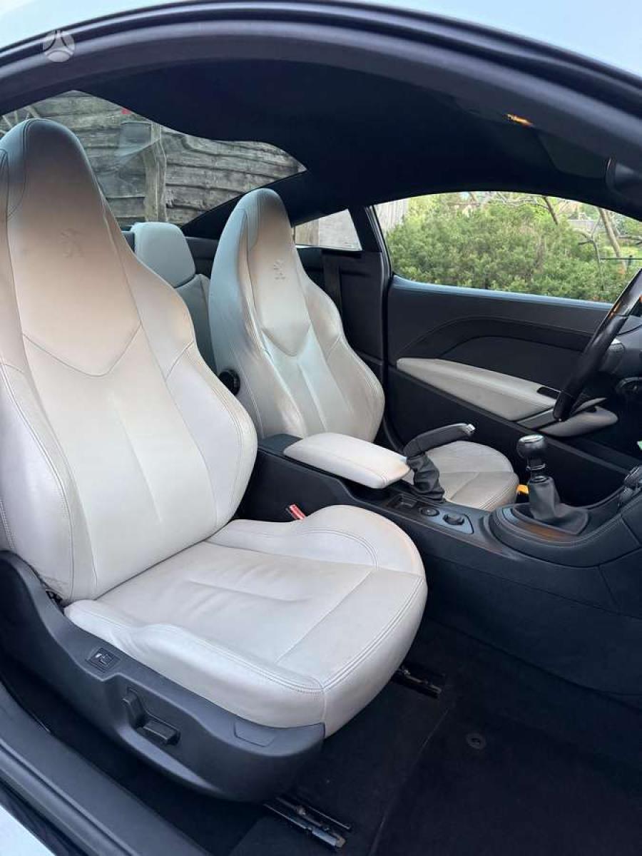 Melns Peugeot RCZ 2011 Viļņa, ar dzinēja tilpumu 2.00 L un nobraukumu 232 tūkst. km par 5900 €, foto 14 vietnē AUTOMOTO.COM.LV