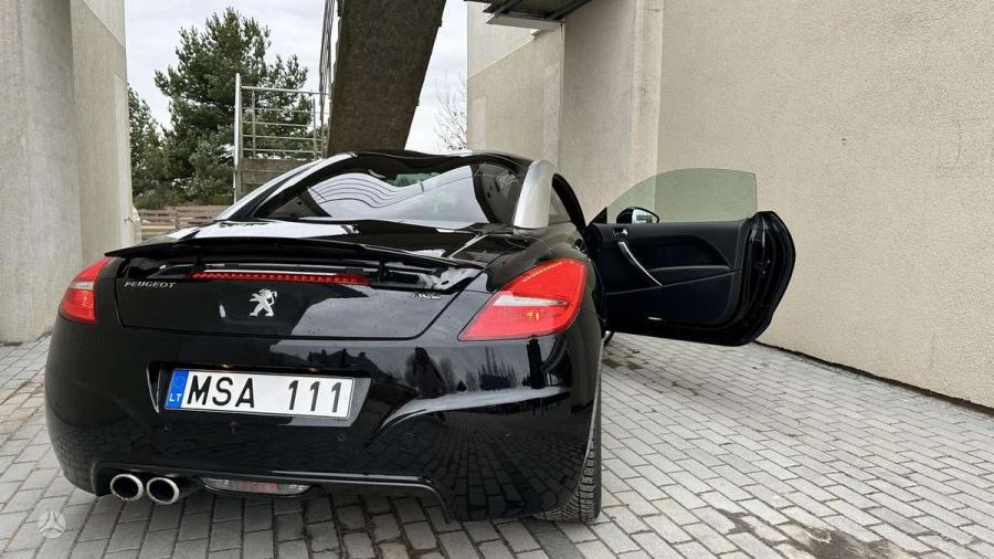 Black Peugeot RCZ 2011 in Kaunas, with an engine capacity of 1.60 L and mileage of 184 thousand km for 6600 €, photo 7 on AUTOMOTO.COM.LV