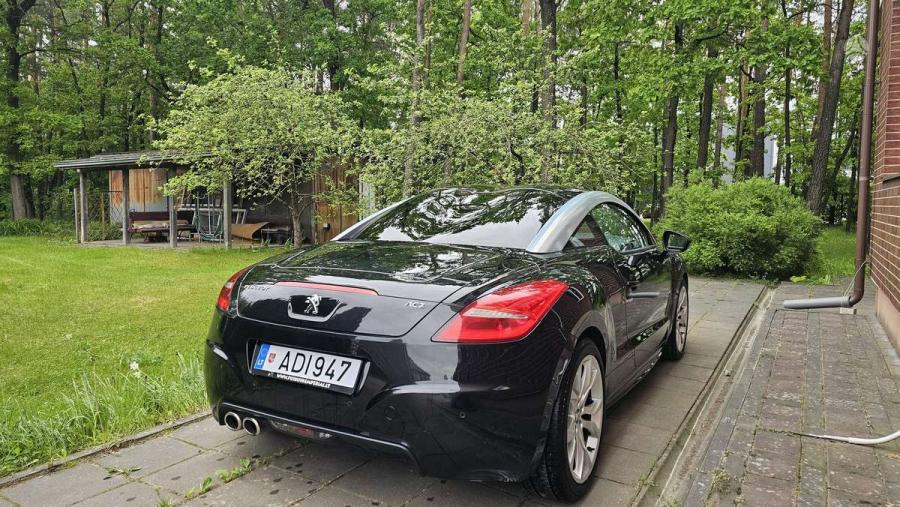 Черный Пежо РЦЗ 2011 в Вильнюс, объемом двигателя 1.60 л и пробегом 137 тыс. км за 5499 €, фото 5 на AUTOMOTO.COM.LV