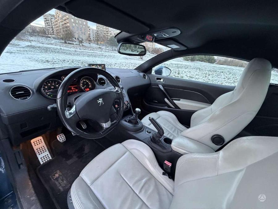 Zils Peugeot RCZ 2010 Viļņa, ar dzinēja tilpumu 1.60 L un nobraukumu 198 tūkst. km par 3300 €, foto 15 vietnē AUTOMOTO.COM.LV