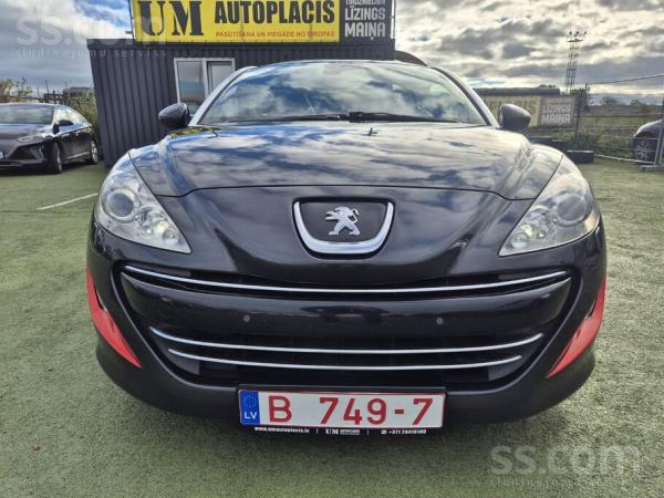 Peugeot RCZ 2010 in Liepaja on AUTOMOTO.COM.LV Grey Peugeot RCZ 2010 in Liepaja, with an engine capacity of 2.00 L and mileage of 250 thousand km for 6900 €, photo 3 on AUTOMOTO.COM.LV