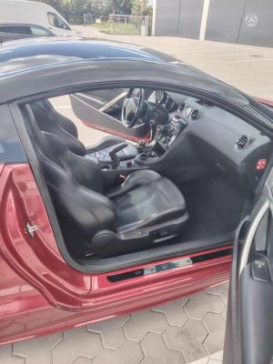 Red Peugeot RCZ 2013 in Vilnius, with an engine capacity of 2.00 L and mileage of 264 thousand km for 5300 €, photo 16 on AUTOMOTO.COM.LV
