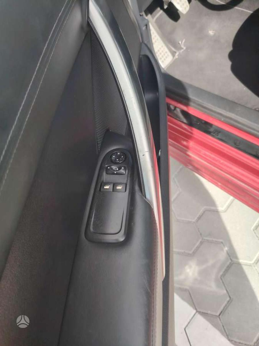 Red Peugeot RCZ 2013 in Vilnius, with an engine capacity of 2.00 L and mileage of 264 thousand km for 5300 €, photo 19 on AUTOMOTO.COM.LV