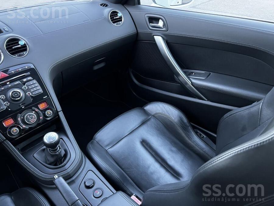 Белый Пежо РЦЗ 2010 в Рига, объемом двигателя 1.60 л и пробегом 154 тыс. км за 8800 €, фото 8 на AUTOMOTO.COM.LV