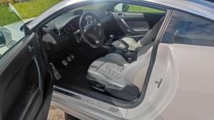 Balts Peugeot RCZ 2011 Šauļi, ar dzinēja tilpumu 2.00 L un nobraukumu 190 tūkst. km par 6200 €, foto 12 vietnē AUTOMOTO.COM.LV