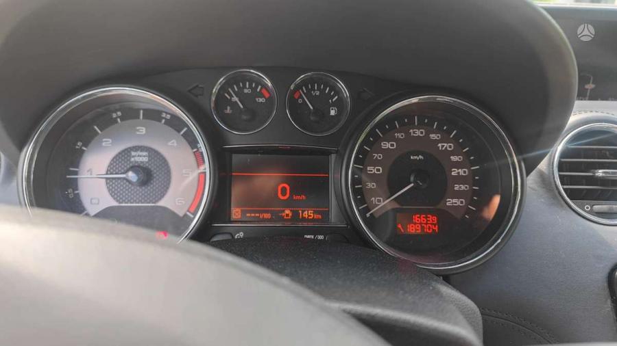 Balts Peugeot RCZ 2011 Šauļi, ar dzinēja tilpumu 2.00 L un nobraukumu 190 tūkst. km par 6200 €, foto 14 vietnē AUTOMOTO.COM.LV