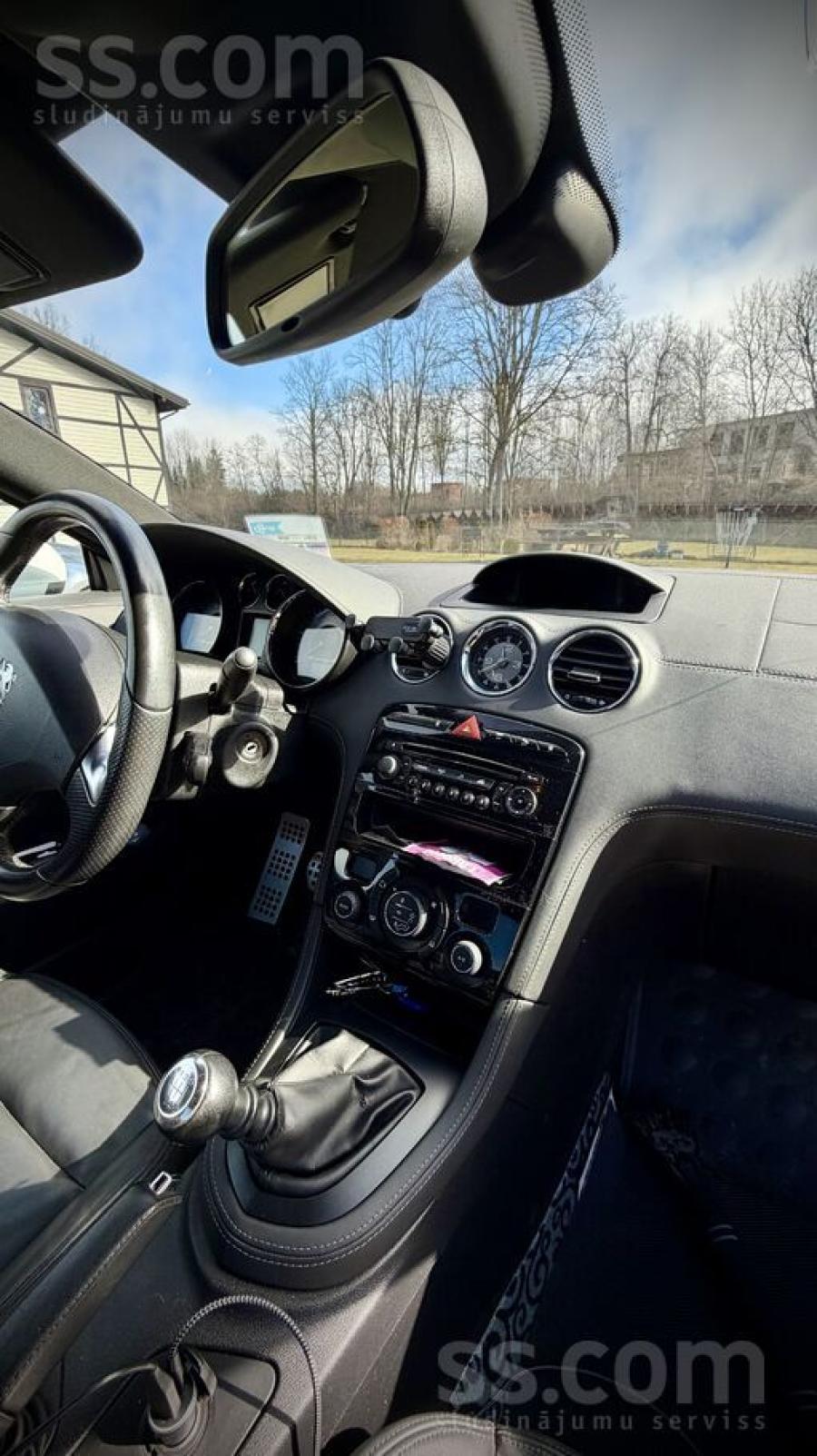 Balts Peugeot RCZ 2012 Rīga, ar dzinēja tilpumu 1.60 L un nobraukumu 236 tūkst. km par 5799 €, foto 7 vietnē AUTOMOTO.COM.LV