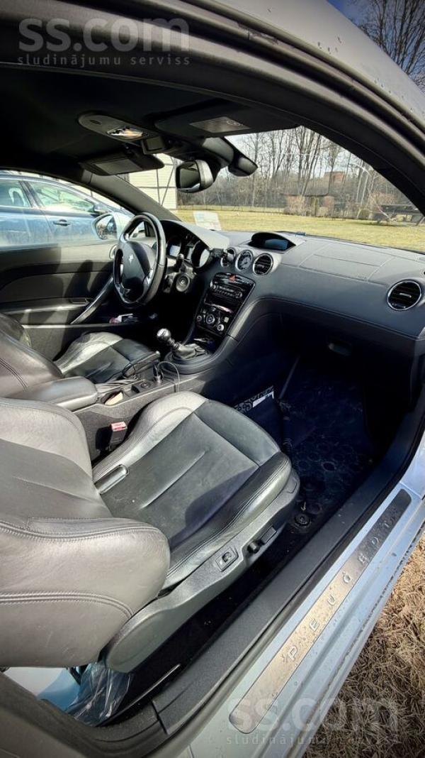 Balts Peugeot RCZ 2012 Rīga, ar dzinēja tilpumu 1.60 L un nobraukumu 236 tūkst. km par 5799 €, foto 7 vietnē AUTOMOTO.COM.LV