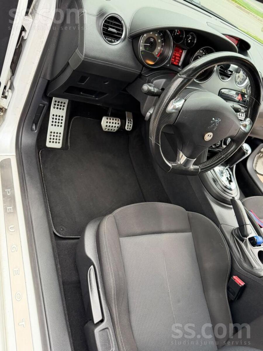 Balts Peugeot RCZ 2012 Rīga, ar dzinēja tilpumu 1.60 L un nobraukumu 105 tūkst. km par 8500 €, foto 9 vietnē AUTOMOTO.COM.LV