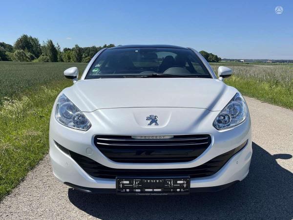 White Peugeot RCZ 2013 in Panevezys, with an engine capacity of 1.60 L and mileage of 147 thousand km for 5850 €, photo 2 on AUTOMOTO.COM.LV