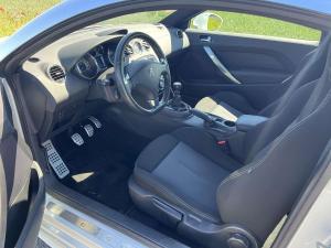 Balts Peugeot RCZ 2013 Panevēža, ar dzinēja tilpumu 1.60 L un nobraukumu 147 tūkst. km par 5850 €, foto 8 vietnē AUTOMOTO.COM.LV