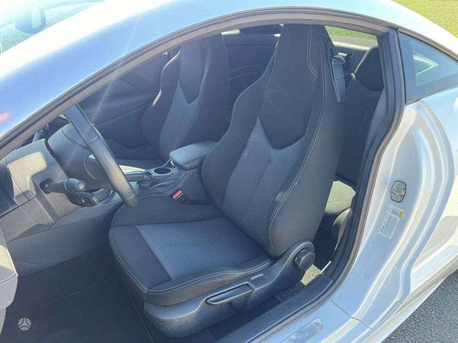 Balts Peugeot RCZ 2013 Panevēža, ar dzinēja tilpumu 1.60 L un nobraukumu 147 tūkst. km par 5850 €, foto 9 vietnē AUTOMOTO.COM.LV