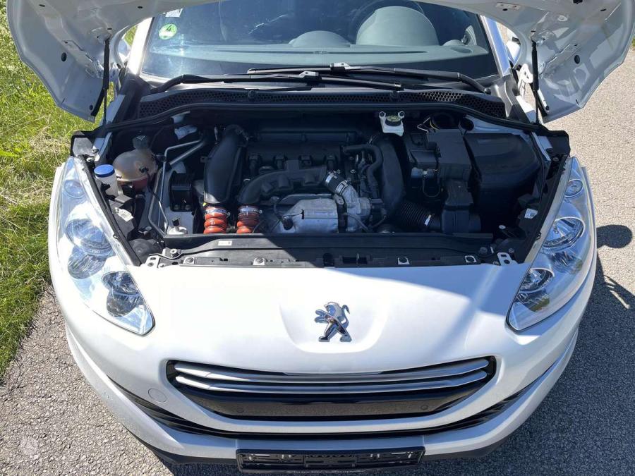 Balts Peugeot RCZ 2013 Panevēža, ar dzinēja tilpumu 1.60 L un nobraukumu 147 tūkst. km par 5850 €, foto 22 vietnē AUTOMOTO.COM.LV