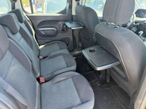 Melns Peugeot Rifter 2019 Kauņa, ar dzinēja tilpumu 1.50 L un nobraukumu 175 tūkst. km par 7550 €, foto 11 vietnē AUTOMOTO.COM.LV