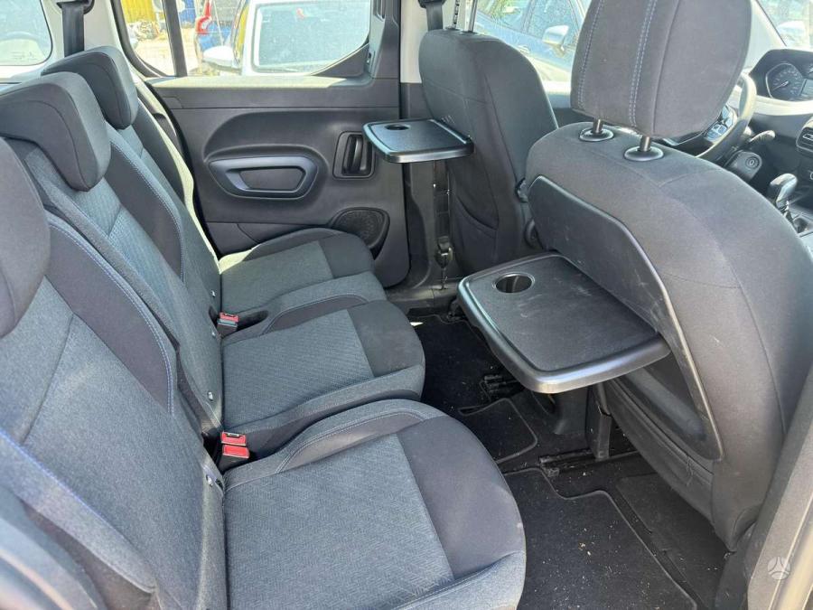 Melns Peugeot Rifter 2019 Kauņa, ar dzinēja tilpumu 1.50 L un nobraukumu 175 tūkst. km par 7550 €, foto 11 vietnē AUTOMOTO.COM.LV
