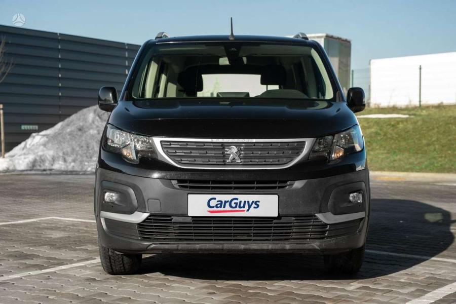 Melns Peugeot Rifter 2019 Viļņa, ar dzinēja tilpumu 1.50 L un nobraukumu 206 tūkst. km par 8600 €, foto 10 vietnē AUTOMOTO.COM.LV