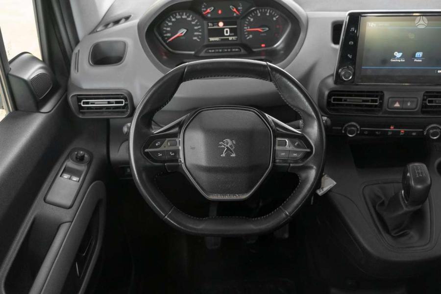 Melns Peugeot Rifter 2019 Viļņa, ar dzinēja tilpumu 1.50 L un nobraukumu 206 tūkst. km par 8600 €, foto 19 vietnē AUTOMOTO.COM.LV
