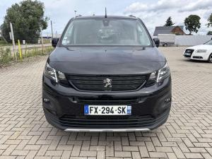Melns Peugeot Rifter 2021 Tauragė, ar dzinēja tilpumu 1.20 L un nobraukumu 150 tūkst. km par 11700 €, foto 3 vietnē AUTOMOTO.COM.LV