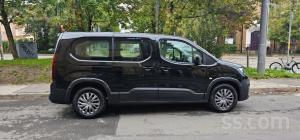 Черный Пежо Rifter 2023 в Рига, объемом двигателя 1.50 л и пробегом 70 тыс. км за 18099 €, фото 4 на AUTOMOTO.COM.LV