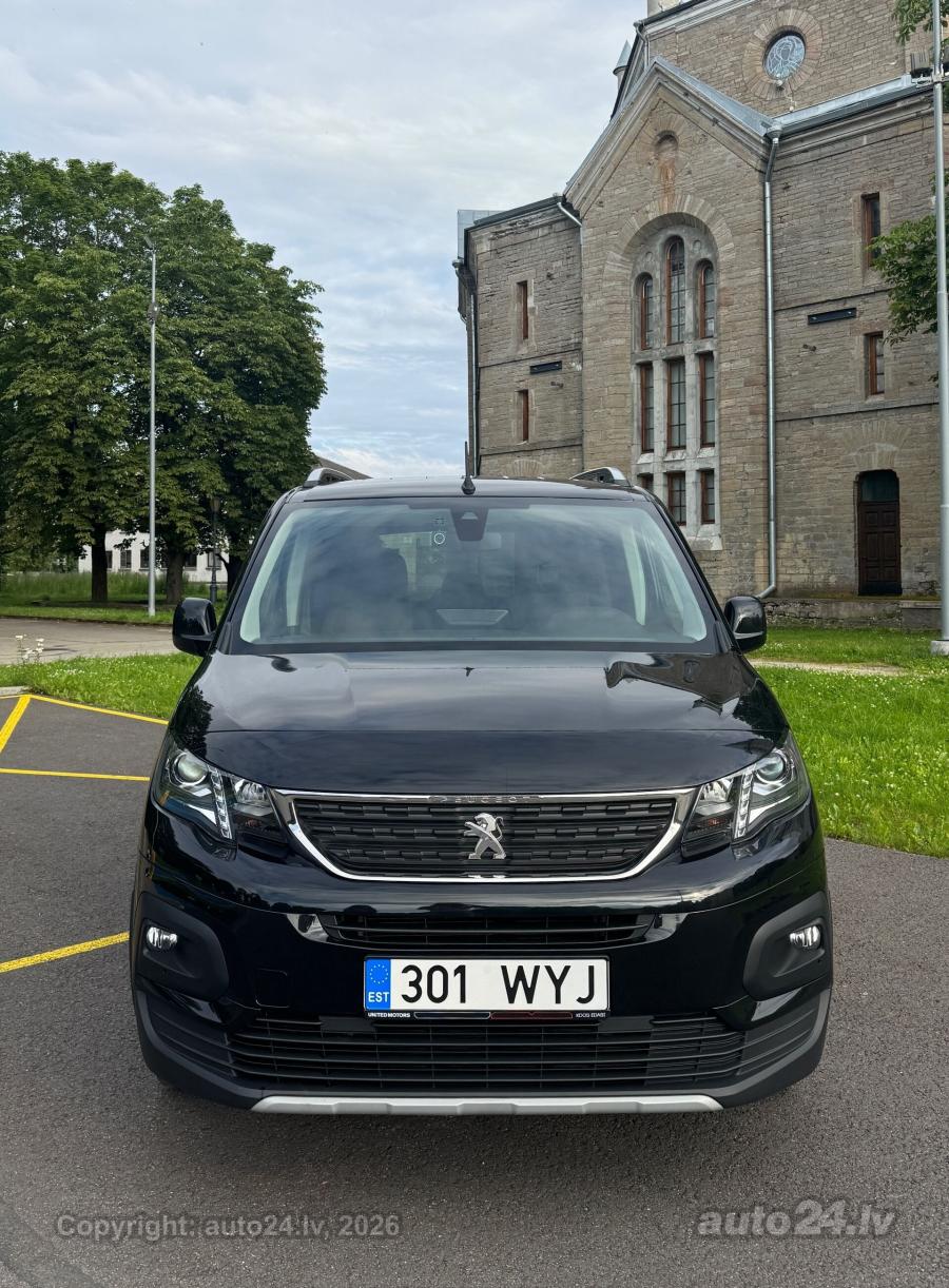 Black Peugeot Rifter 2020 in Narva-Joesuu, with an engine capacity of 1.50 L and mileage of 106 thousand km for 16600 €, photo 4 on AUTOMOTO.COM.LV
