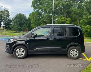 Black Peugeot Rifter 2020 in Narva-Joesuu, with an engine capacity of 1.50 L and mileage of 106 thousand km for 16600 €, photo 6 on AUTOMOTO.COM.LV